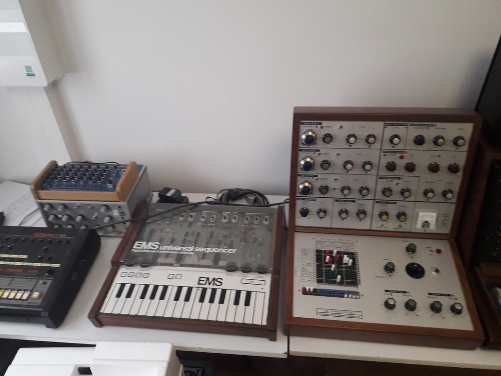 beautiful synth collection! – nozoïd
